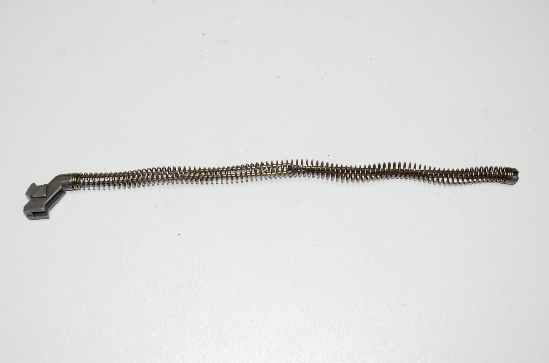 AKM přítlačná patka s vodítkem a pružinou sestava. :: Zbraně Jambor